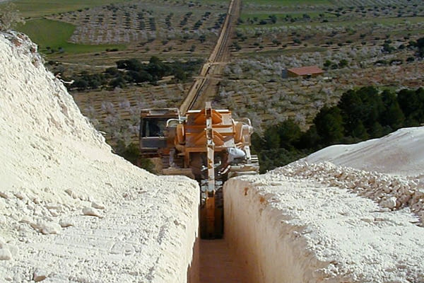 Gas pipeline at Cuencas mineras | Calaf Trenching