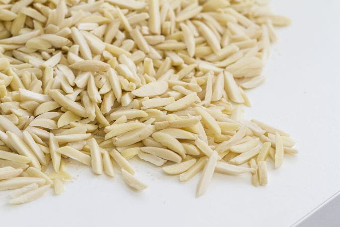 BLANCHED ALMOND SLIVERS | Sirvent Almendras