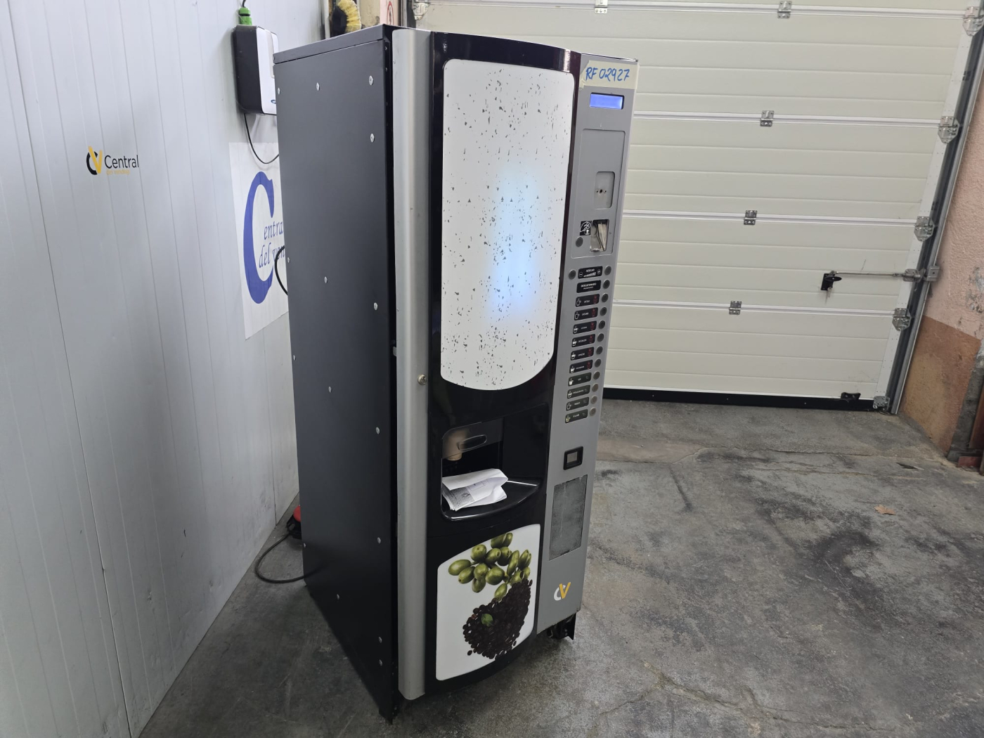 MAQUINA VENDING BIANCHI LEI 400 DE CAFE EN GRANO CON MONEDERO | Central ...