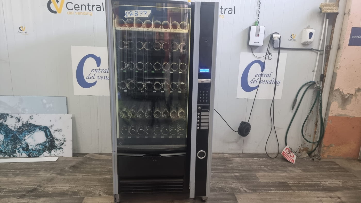 MAQUINA VENDING SNACK Y BEBIDAS FRÍAS NECTA SFERA rallada en laterales | Máquinas Vending ...